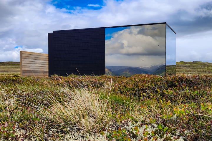 Mirror Cabin With Hot Tub (Mystic Light Lodge) - Island