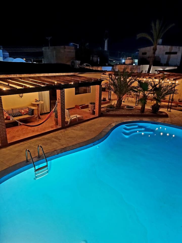 Amplia Casa Con Piscina Para Familias En El Centro - La Paz