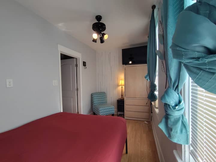 Fall Into Dreams - Room 2 - Cicero, IL