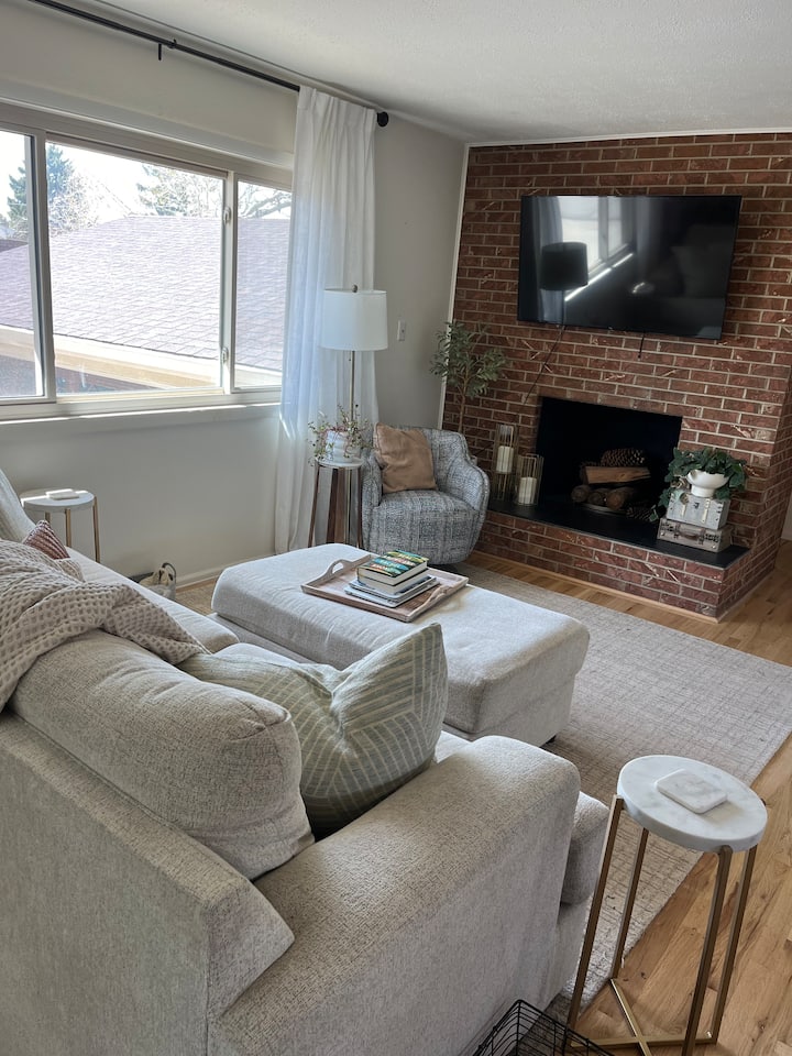 Family Friendly Home In Laradise - Laramie, WY