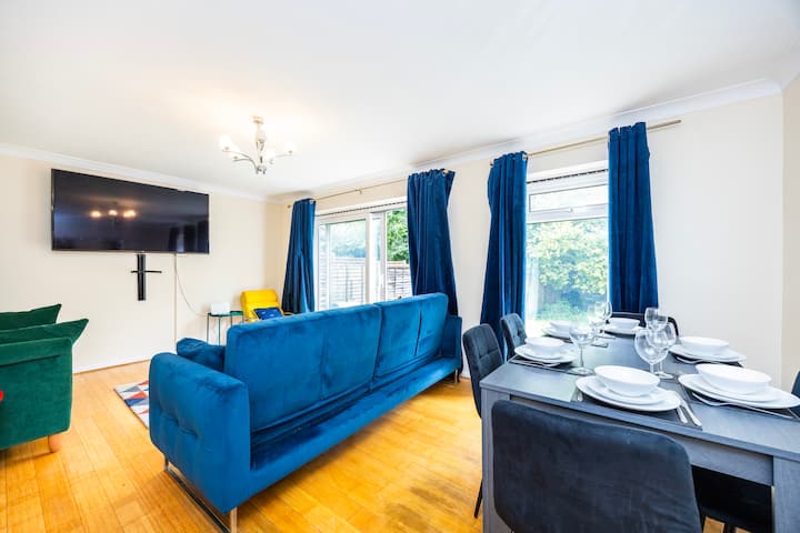 Garland House With Garden - Edgware