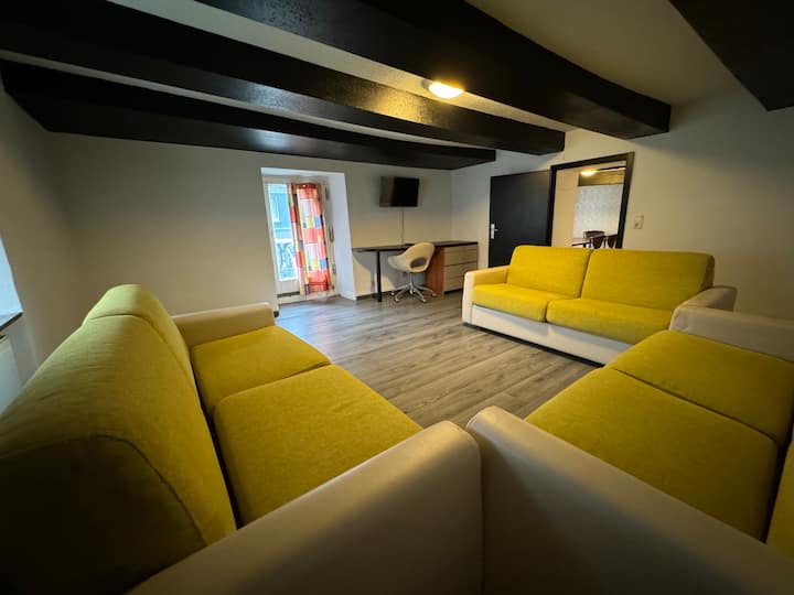 Große Monteurwohnung - 8 Personen - Küche Wifi Tv - Neuenrade