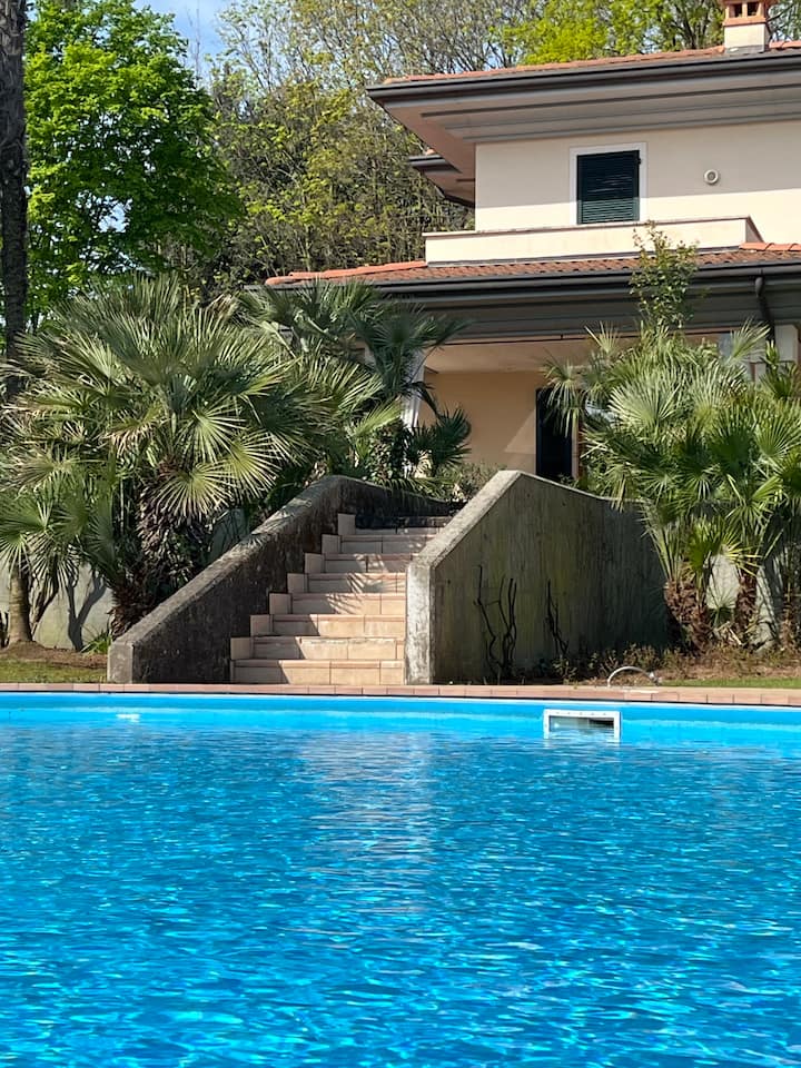 New Résidence De Luxe Au Bord Du Golf De Garda - Moniga del Garda