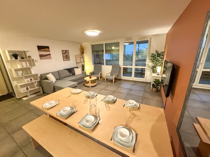 Le Bohème Roosevelt - T4 Tram Eurexpo/ol Vallée - Lyon