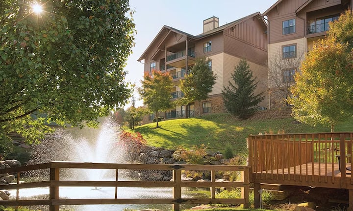 Condo In Great Smoky Mountains - Sevierville, TN
