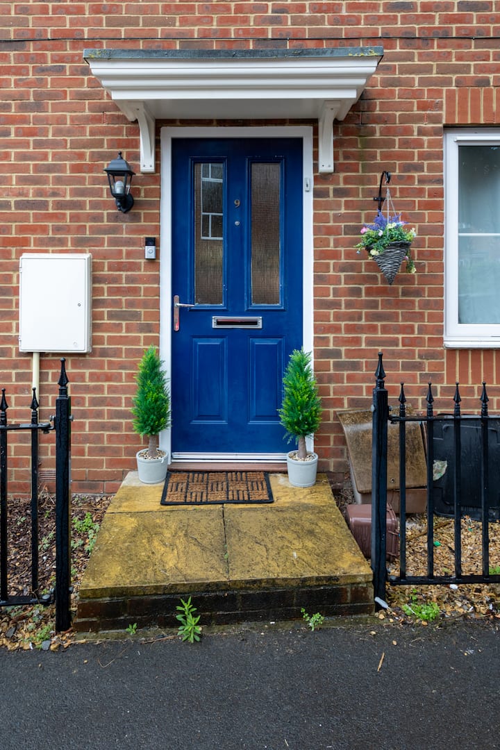 Gloucester House. Free Parking! Contractors! - Gloucester