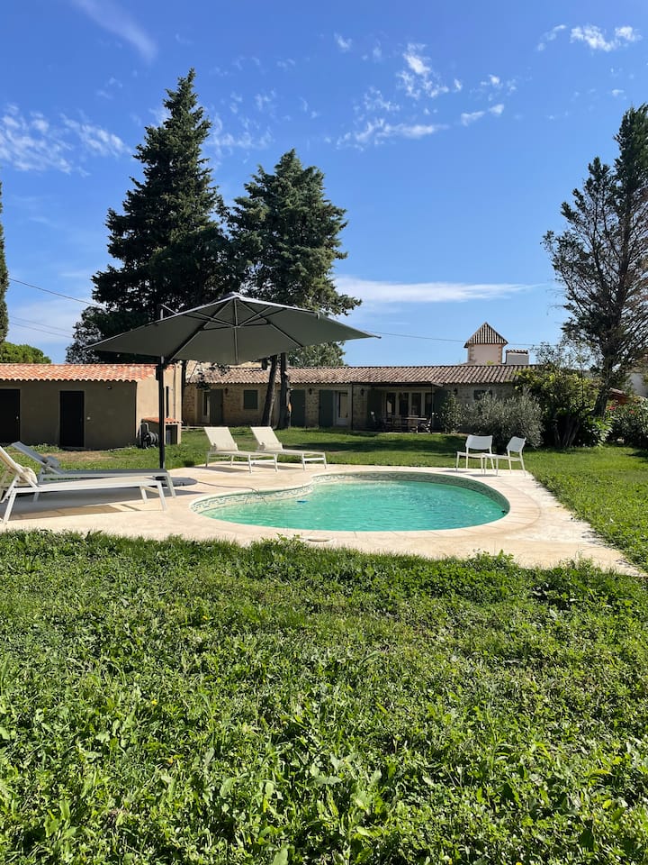Gîte Indépendant 6 Personnes Avec Piscine - Roquemaure
