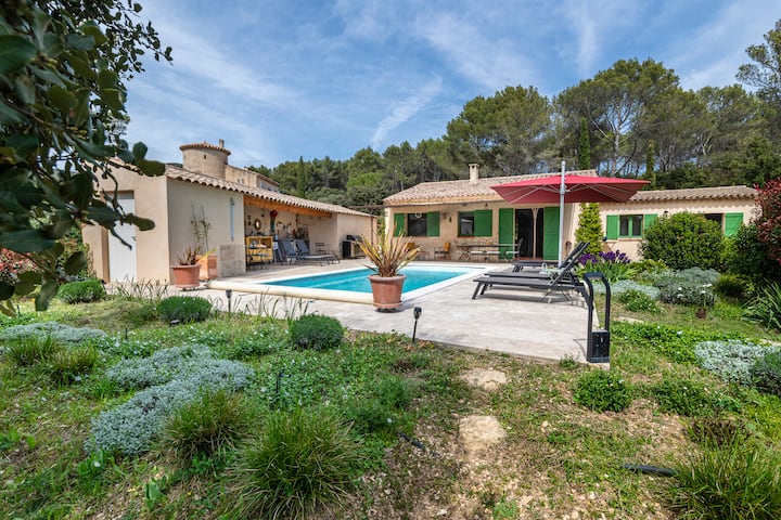 Villa La Rabassa
Piscine Chauffée à La Demande - Cadenet