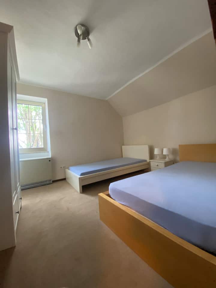 Monteurhaus Mit Kleinem Hof In Guntersblum - Nierstein