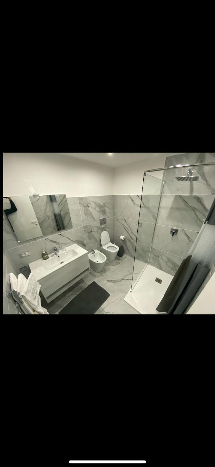 Carlant Camera Tripla - Catania