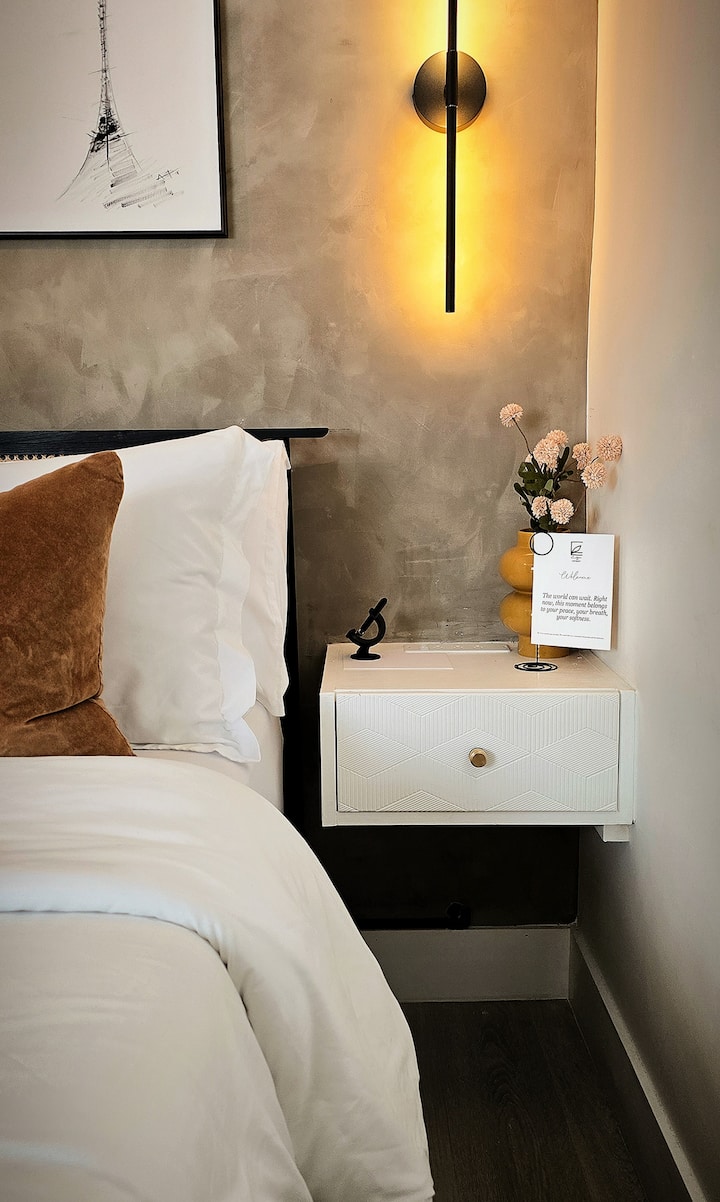 Edge Getaway: Stay Edgy, Stay Cosy. - Miami Gardens, FL