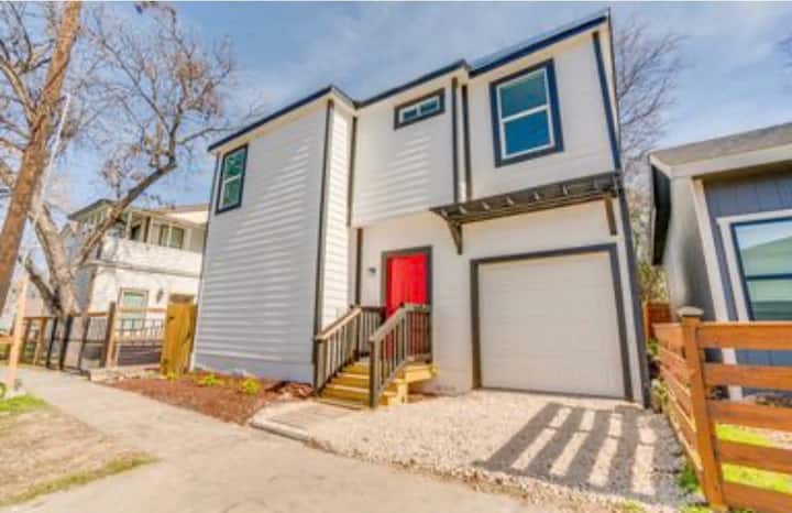 7 Min Downtown Fully Renovated Pet Friendly - San Antonio
