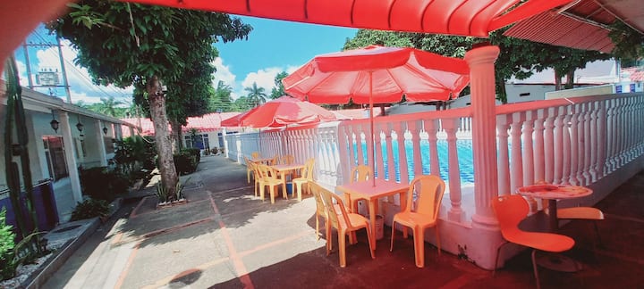 Cabaña Acogedora Con Vista A La Piscina En Melgar - Melgar
