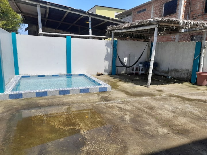 Casa En Alquiler - Crucita