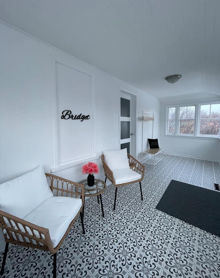 The Bridget House - Medicine Hat