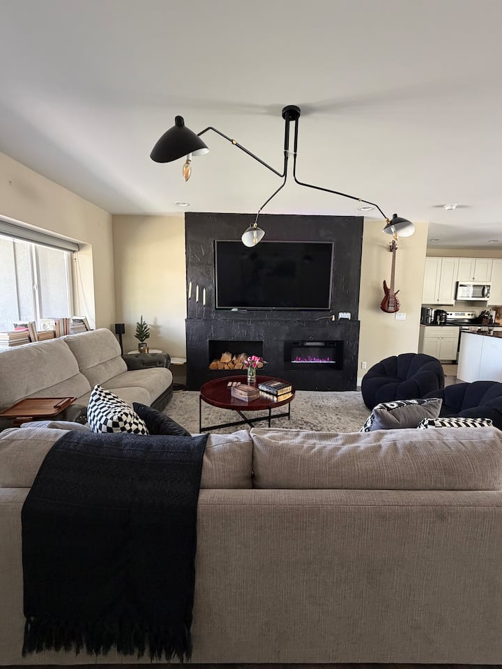House Close To Everything - Boise, ID