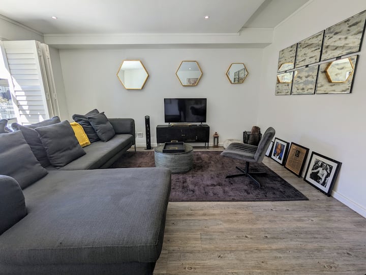 Modern Retreat In District Six - Kapstadt
