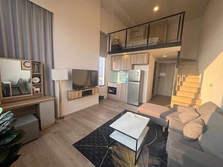 87-8012公寓 游泳池健身房 酒吧 办公室一体住宅 - Phra Khanong