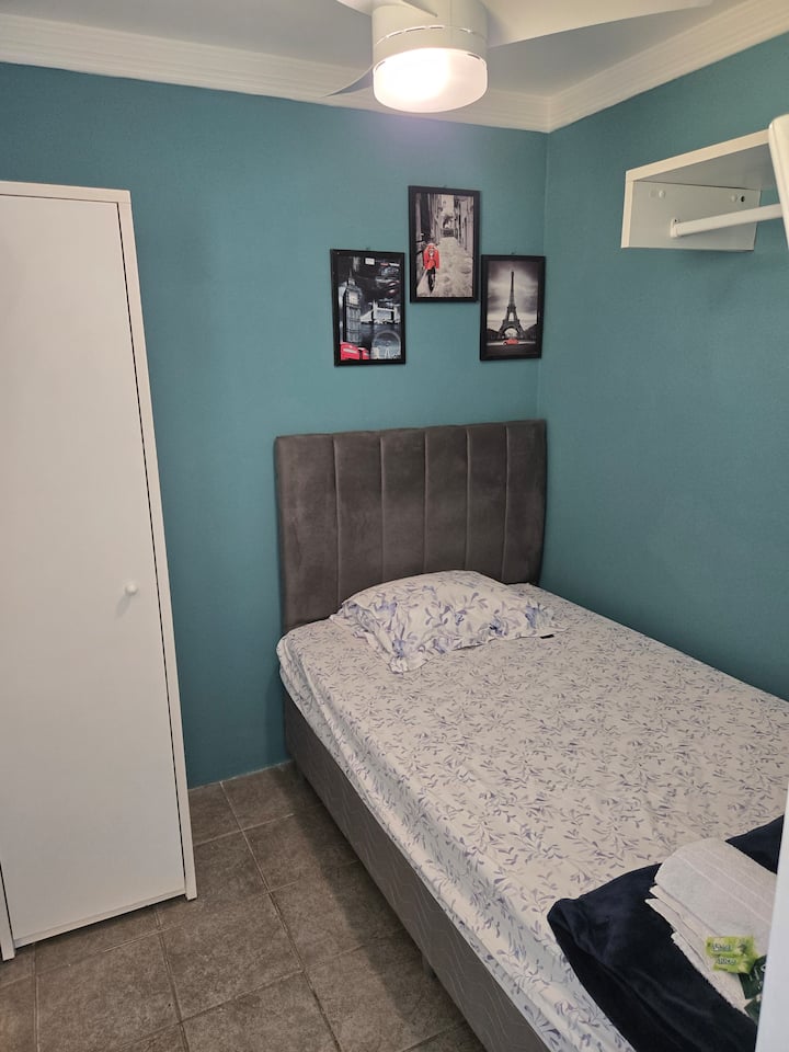 Quarto  Com Banheiro  Exclusivo - Brazil