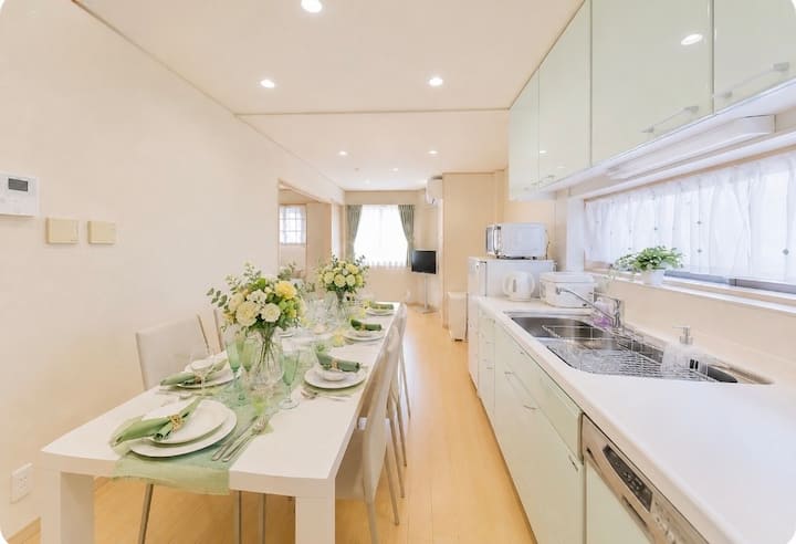 Entire Place 78 ㎡ /2-min. Walk Sta./ 8 Min. To Usj - Namba Station - Osaka