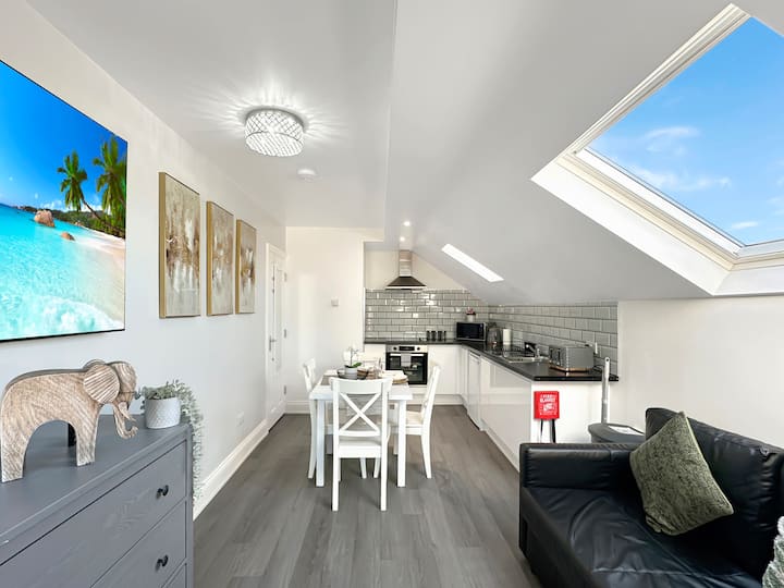 Hr4 Granada Apartments Holmfield Rd 2nd Floor - Blackpool