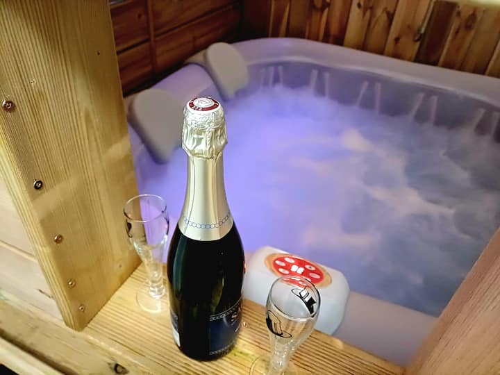 Maison Privée Billard Spa Dans Village Du Luberon - Cucuron