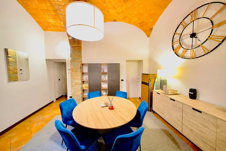 Strozzi Apt | 3 Camere Matrimoniali Stazione S.m.n - Florence
