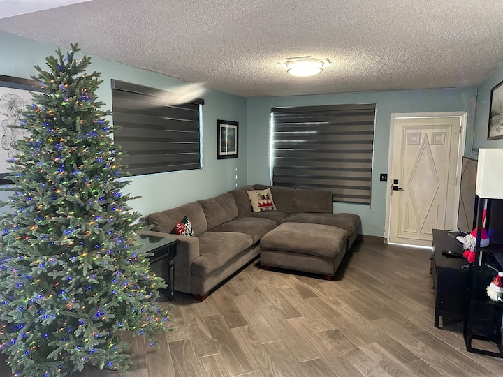 Christmas Tree 3br Family-friendly W/ Parking - Ensenada