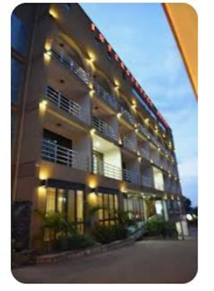Interservice Hotel Kabalagala - Kampala