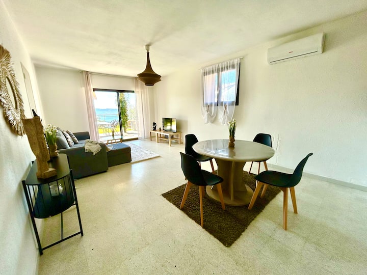 Vue Mer & Jacuzzi – Parking, Pet Friendly - Calvi