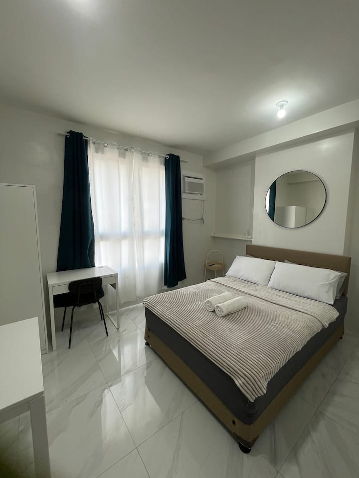 Studio With Wi-fi, Casa Mira Guadalupe, Cebu City - Cebu City
