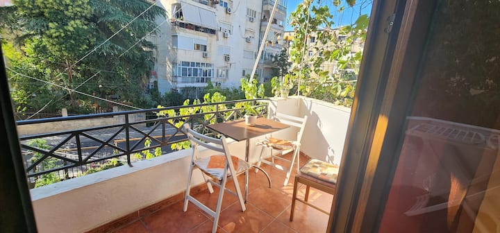 Orange Apartment - Tirane