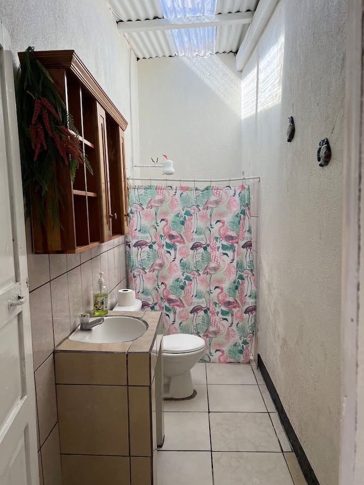 Casa Alis 2 (Habitacion Amplia) - Huehuetenango