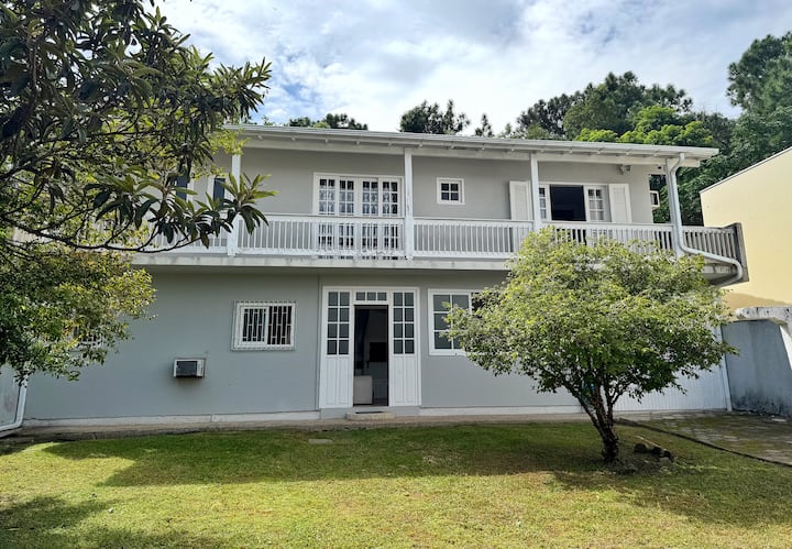 Casa Grande C/ Churrasqueira • 8min Praia Campeche - Florianópolis