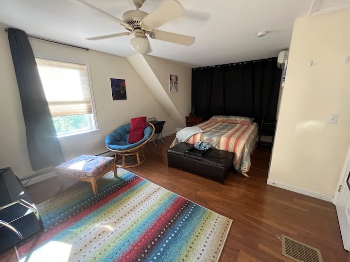 Private Room With Private Bathroom. - Burlington, VT
