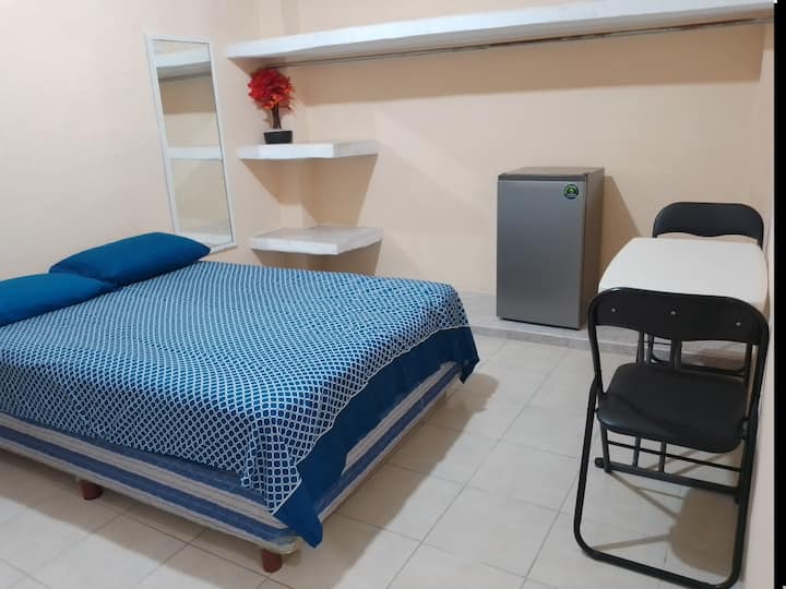 Habitación Baño Privado, Wifi, Minisplit, Frigobar - Acapulco