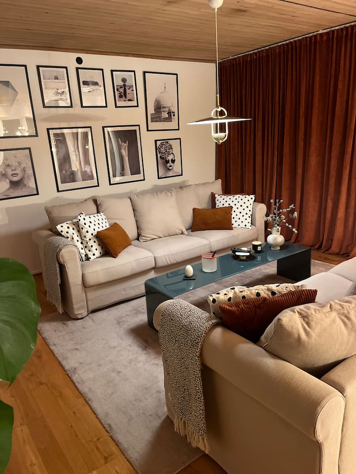 Spacious Central Home • Cinema, Playroom, Terrace - Kungsbacka