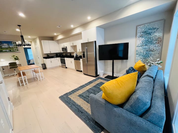 Brand New Radiant Sanctuary! - Largo, MD