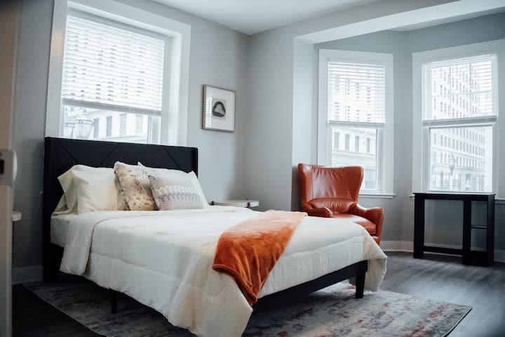 Extended Stay 1br + Free Parking + Near Hospital - Wilmington, DE