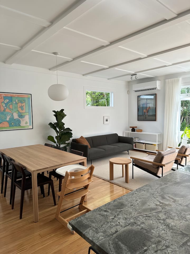 Bright And Spacious  Family Home Away From Home! - Auckland