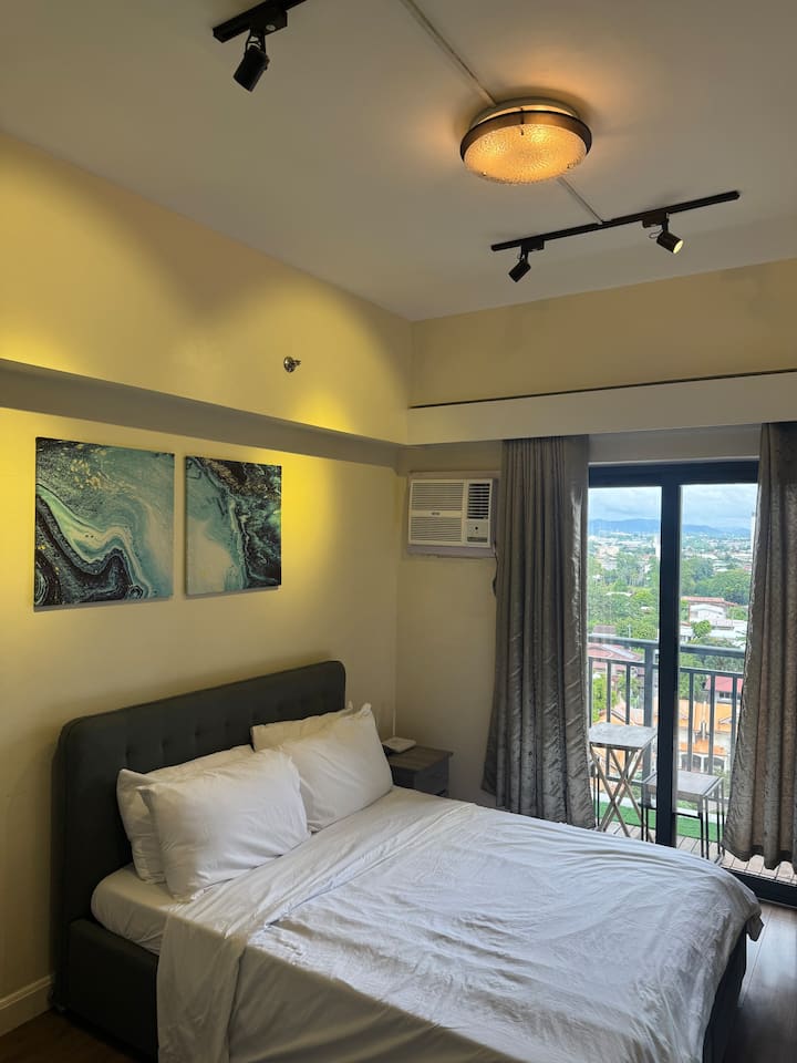Augustus Place Studio W/ Wi-fi Near It Park - Cebu City