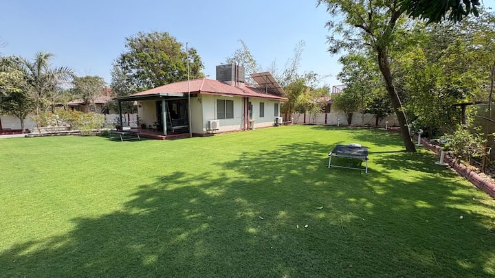 Tranquilla/1 Bhk Villa Near Sanand/ Farm/home Stay - Gujarat