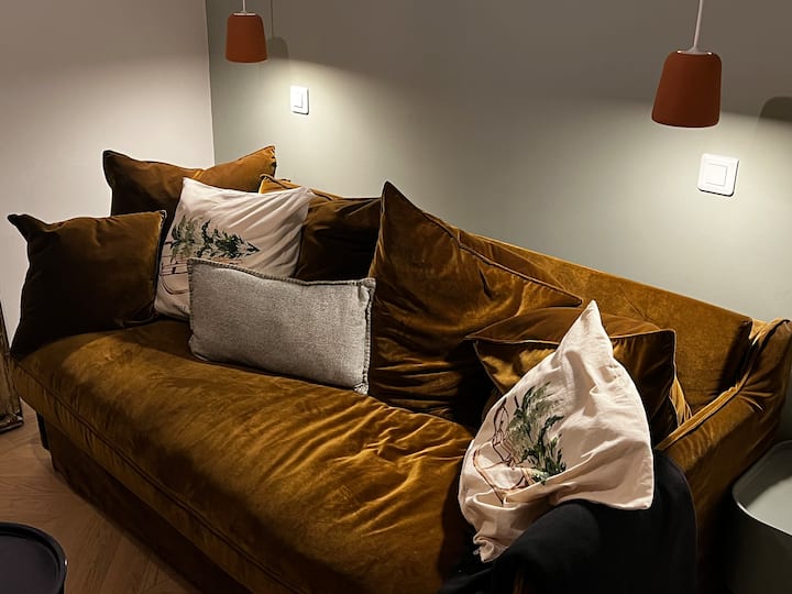 Charmant Espace Indépendant Et Chambre En Sous-sol - Bois-Colombes