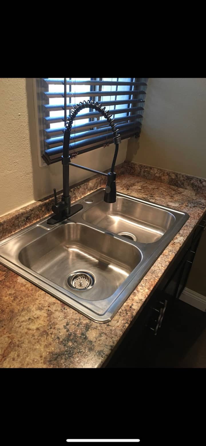 Cozy Guesthouse Close To Universal Studios! - Burbank, CA