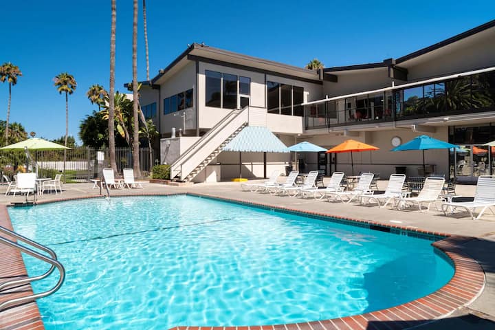 1br Suite Minutes From The Beach! Pool & Kitchen - San Clemente, CA