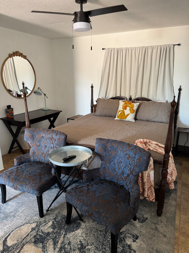 King Guest Suite With Private Driveway #2 - Phoenix, AZ
