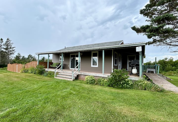 By The Cove Cottages #3 - Prince Edward Island