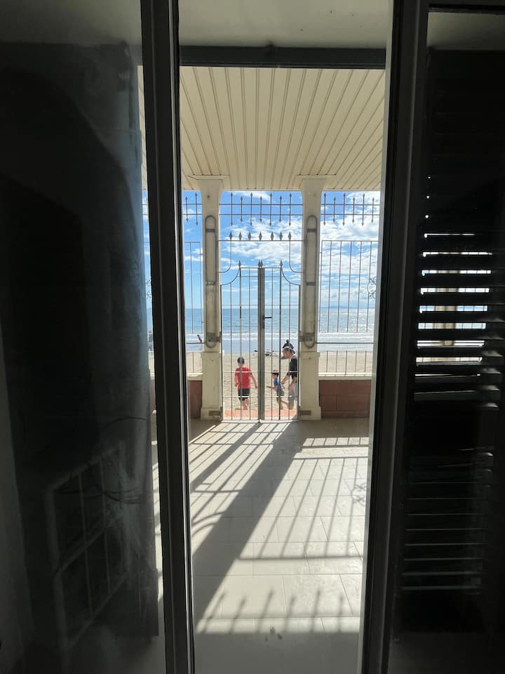 A Dream On The Shore - Follonica