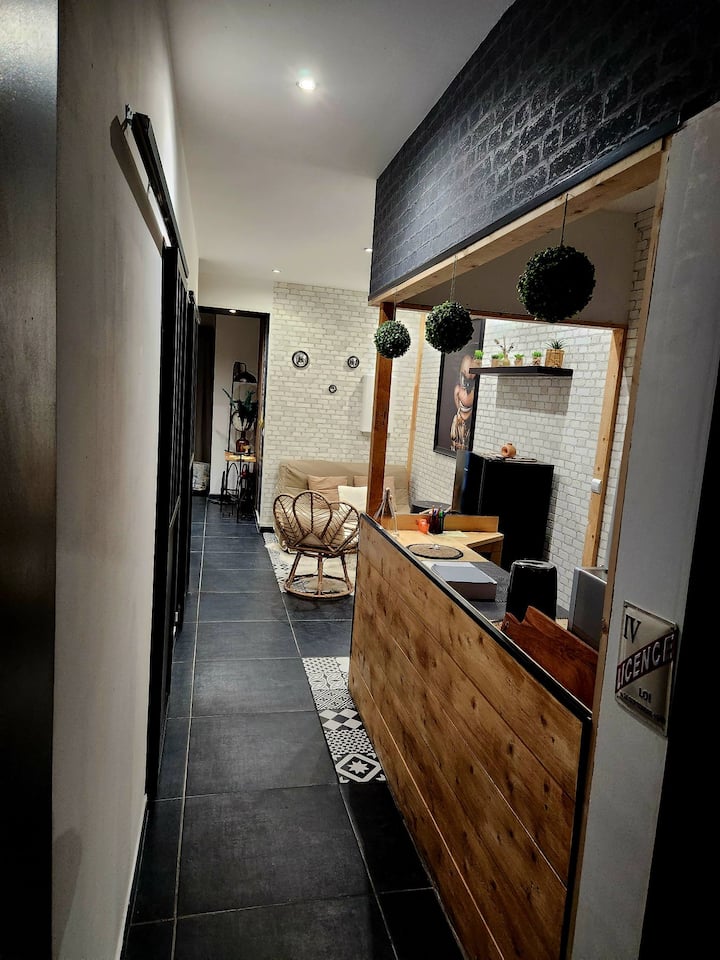 Spa Privatif 
Jacuzzi Sauna Hammam Très Spacieux - Béthune