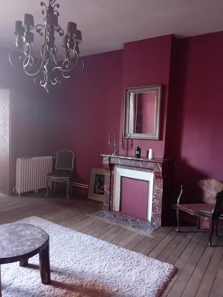 Appartement De Caractère Situé Au 1er éTage - Viroinval